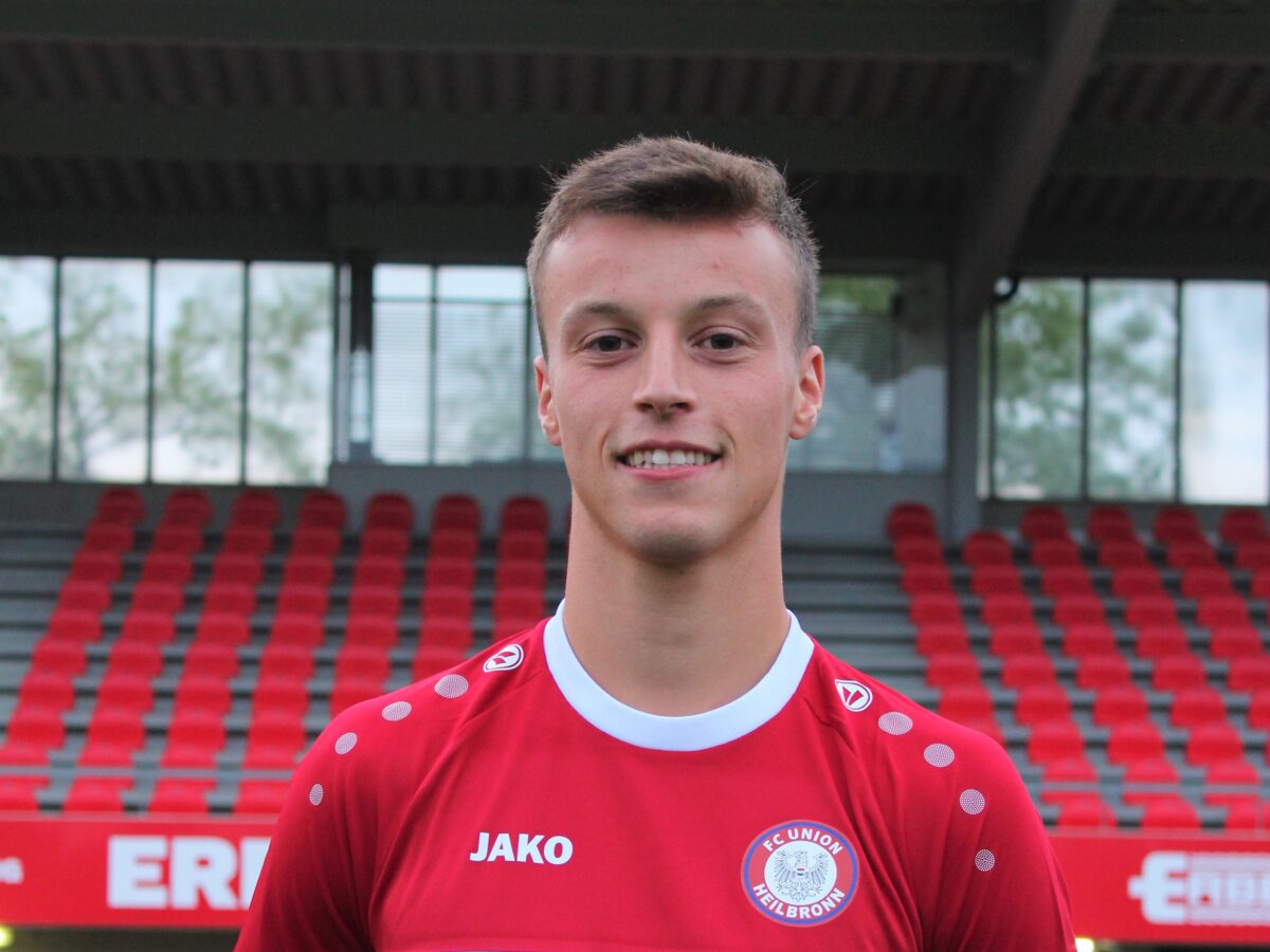 Ben Zetzsche verlängert - Offizielle Website des FC Union Heilbronn